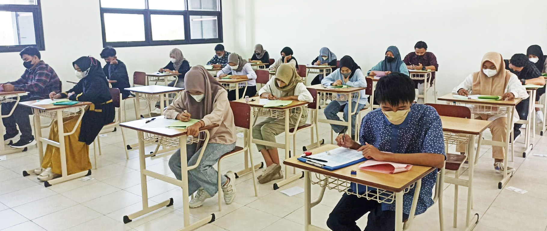 Pelaksanaan UTS Gasal Tahun Akademik 2022/2023 - POLSUB
